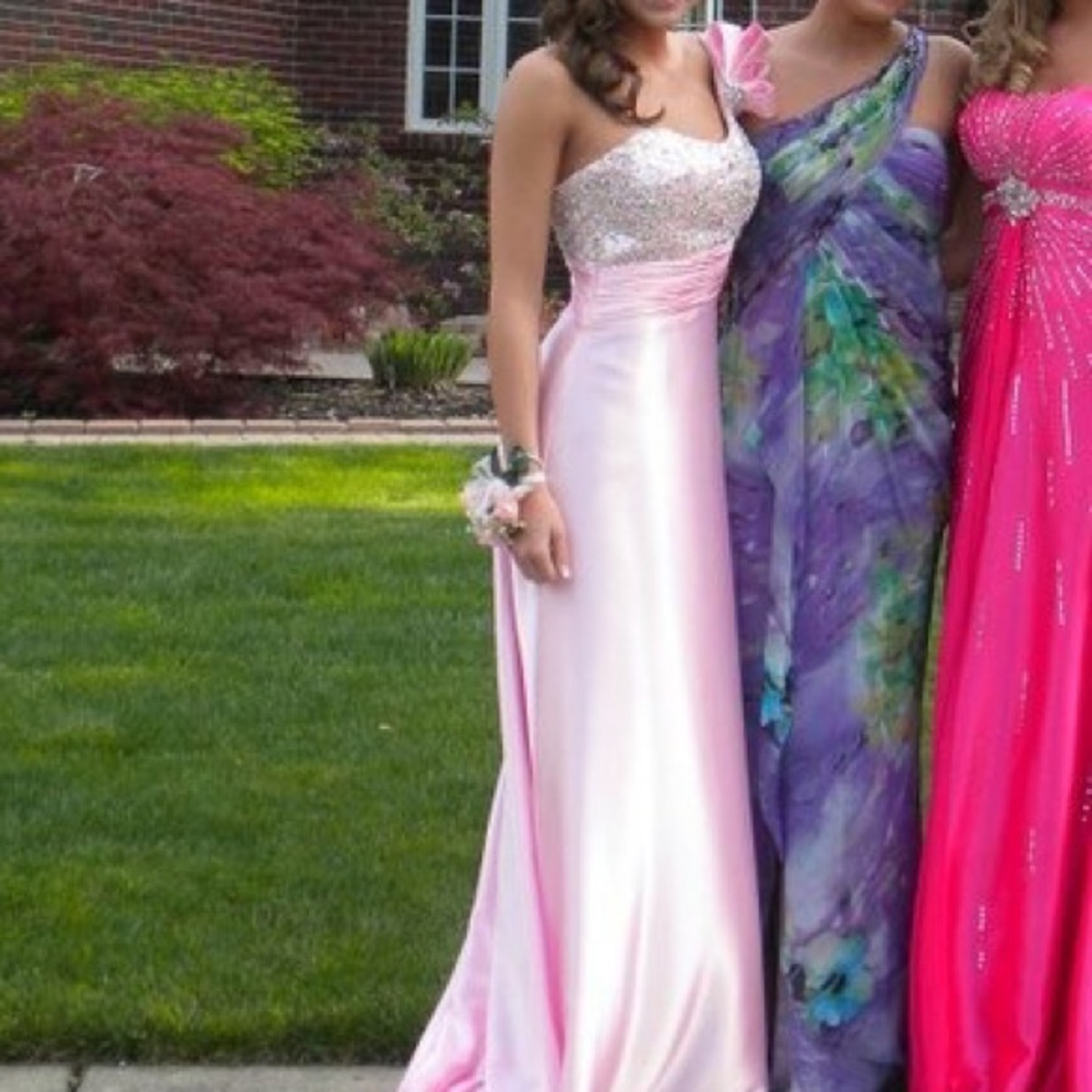 Light Pink Prom Dress - Gem